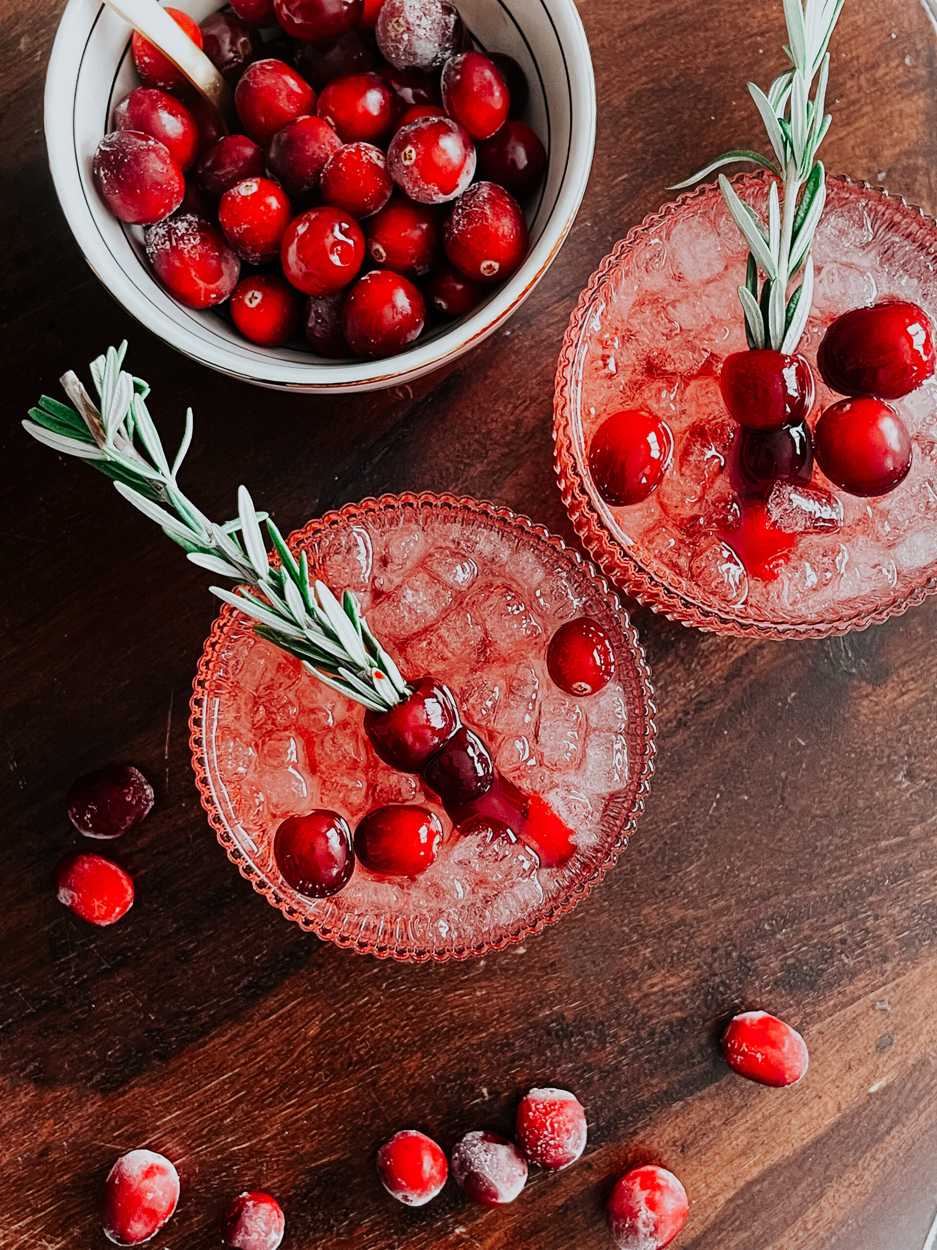 Holiday Happy Hour // How to Elevate Any Drink with this Cranberry ...